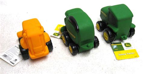 1 1 2 Yr Ertl Tomy John Deere 4 In Plastic Johnny Tractor Corey Barney