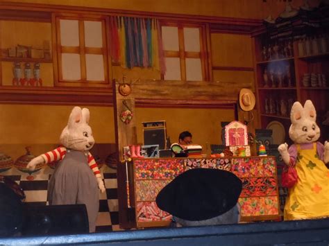 The Weitz House Max And Ruby LIVE ON STAGE