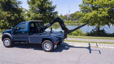 Dynamic “python” Tow Professional