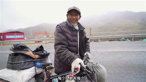 67岁老人骑行环游中国困了就睡在桥洞下饿了只吃面条 凤凰网视频 凤凰网