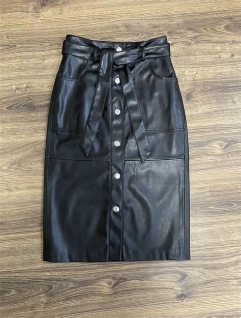 Спідниця — ціна 270 грн у каталозі Міді спідниці Купити жіночі речі за доступною ціною на Шафі