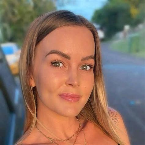 Doris Johnson Medium