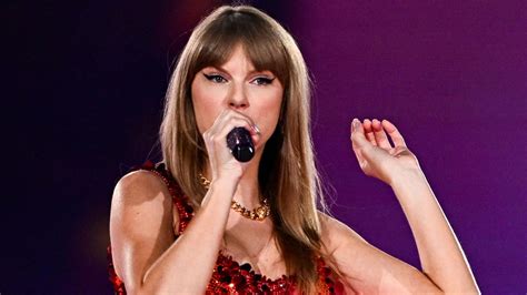 Taylor Swift Concert Photo Horrifies Internet Gold Coast Bulletin