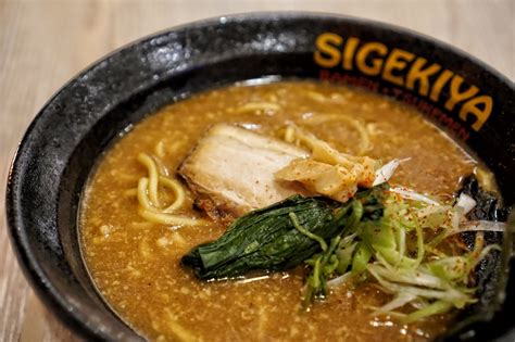 What Mary Loves Estancias New Bites Sigekiya Ramen Tsukemen