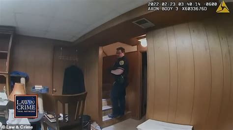 Στραγγάλισε τον εραστή της την ώρα του Sex Μετά τον αποκεφάλισε ασέλγησε στη σορό και τον