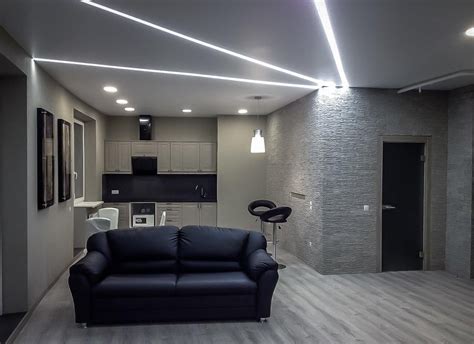 Черные точечные светильники в интерьере - 27 фото