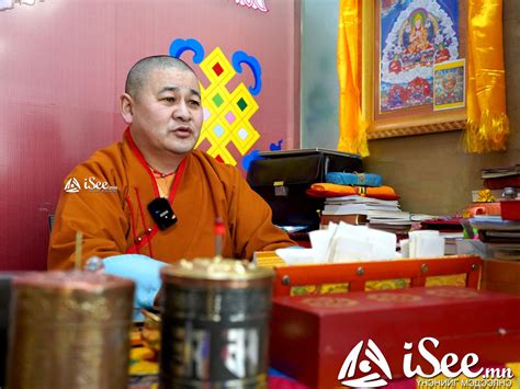 Ч Очирбат Сар шинийн битүүний өдөр тасарч байгаа ч ёс жаягт өөрчлөлт