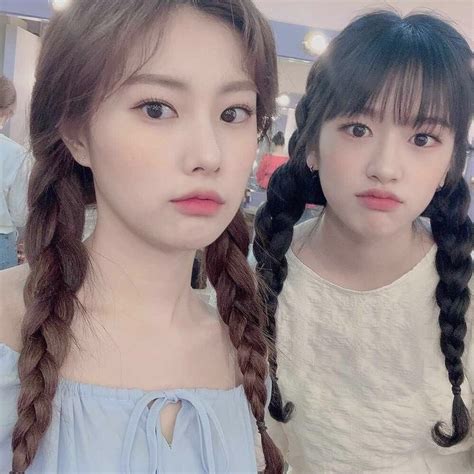 Thinking About Hyewon On Twitter Cute Korean Girl Iz One Celebs