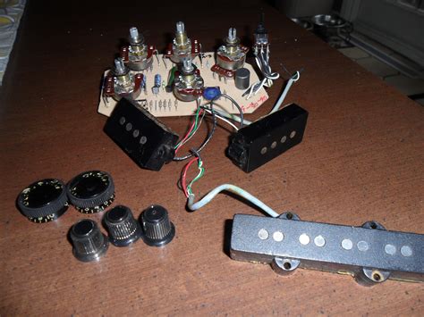 Original Peavey Unity Preamp Pickups Knobs