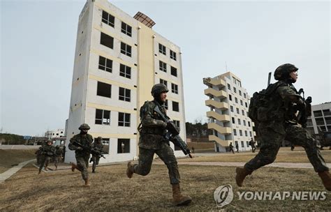 9사단 장병 도시지역작전 훈련 연합뉴스