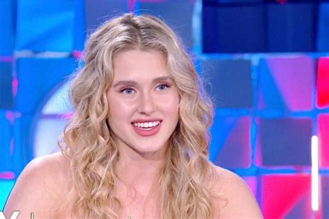 Isobel Kinnear La Ballerina Di Amici 22 Potrebbe Essere La Nuova