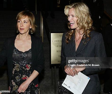 Cynthia Stevenson Photos And Premium High Res Pictures Getty Images
