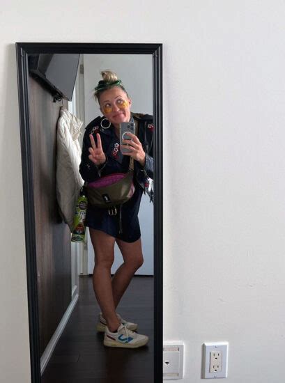 Emily Osment Nude Photos And Sex Tape 2025 Scandal Planet