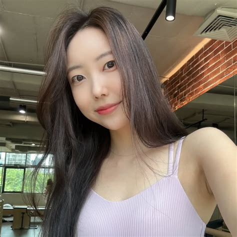 Suyeon Yeonidayy • Threads Say More