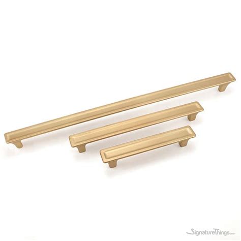 Signaturethings Brushed Brass Thin Square Cabinet Pull