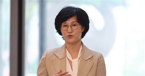 [단독] 원민경 여가부 장관 후보자 첫째 초등학교 입학 직전 ‘위장전입 의혹