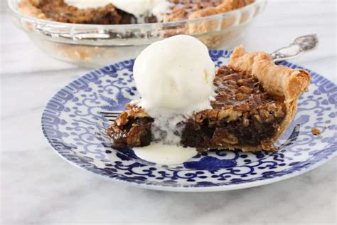 Foolproof Bourbon Pecan Pie Recipe Chef Lindsey Farr