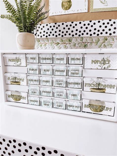 Create A Calming Classroom With Vintage Green Classroom Decor Elementary Classroom Decor