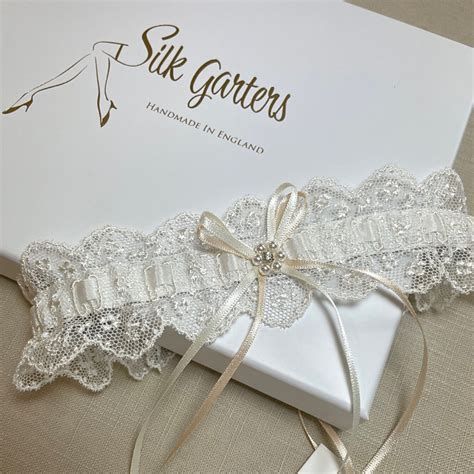 Lace Wedding Garter 60 Photos