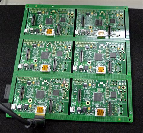 Minecraft Pi Edition Will Be Free And Programmable With Python Rgames