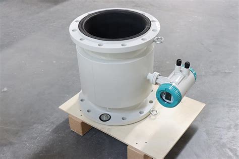 Lcd Digital Display Rs485 Communication Flange Connection Magnetic Flow Meter Qandt Instrument Co