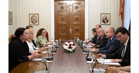 Румен Радев Борбата за върховенството на правото е борба за развитието на България