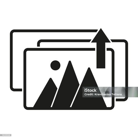 사진 업로드 아이콘을 클릭합니다 벡터 일러스트 레이 션입니다 주당순이익 10 교통 신호 표지판에 대한 스톡 벡터 아트 및 기타 이미지 교통 신호 표지판 다운로드