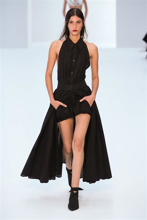 Top 20 Breakout Runway Models Of Spring 2023 The Impression