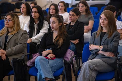 ბ ბათუმის შოთა რუსთაველის სახელმწიფო უნივერსიტეტი B S U