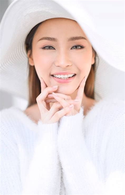 នេះហើយជារូបភាព និងខ្លឹមសារ ដែលសមត្ថកិច្ចចាប់ខ្លួនកូន ប្រសា របស់លោកឧកញ៉ា ហេង សៀ ដែលប្រឌិត