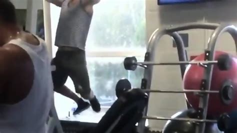 Str8 Bulge In Gym Eporner