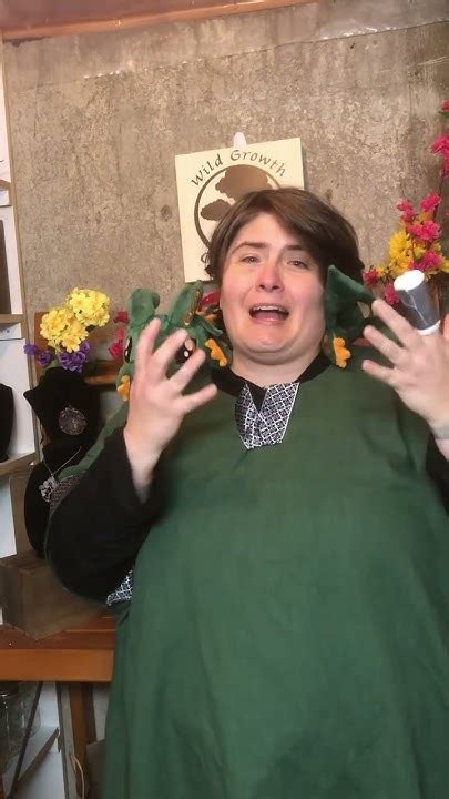 How To Give Constructive Criticism Constructivecriticism Constructivefeedback Youtube