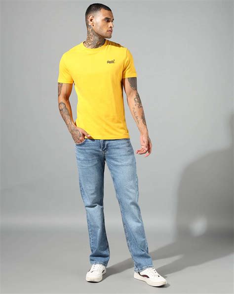 Essential Logo Emb Tee Contrast