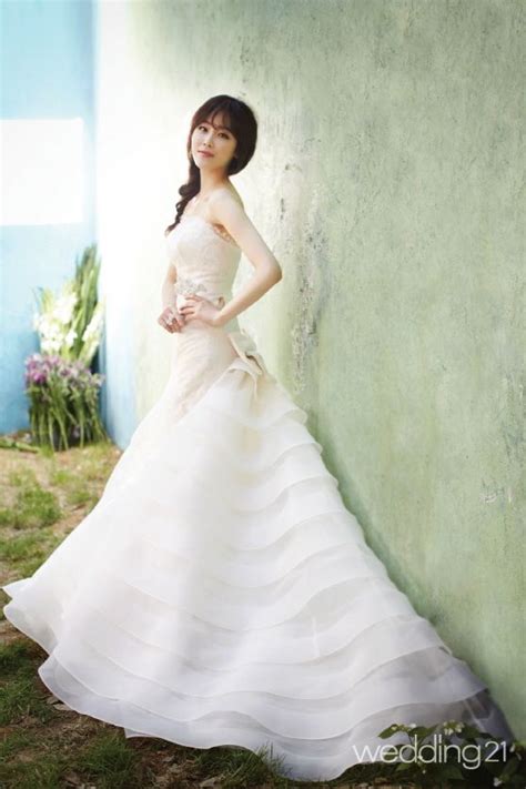 삼바 댄스 서현진 웨딩화보도 관심 Seo Hyun Jin Romantic Doctor Wedding Inspiration