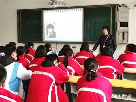 时代映画编导专业试听课再次轰动开封高中西校区 课堂