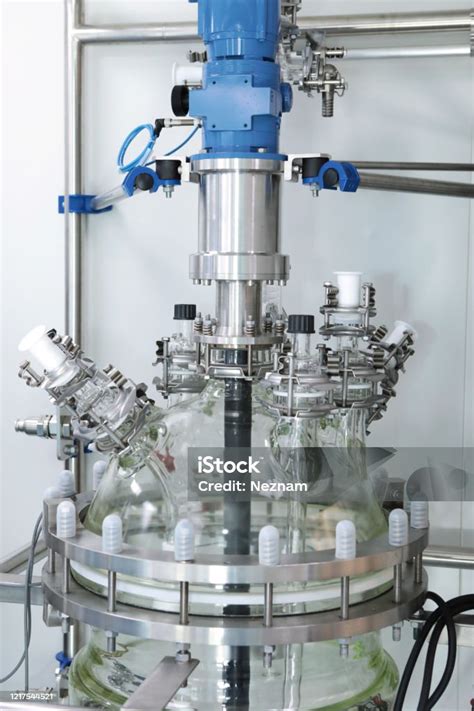 현탁액 및 솔루션의 반응기 제약 산업의 제조 현탁액 생산 정제용 솔루션 액체 클린 룸 제약 공장 의약품 제조 공장 연구 센터 약국 지역 제조 용 원자로 실험실에 대한 스톡