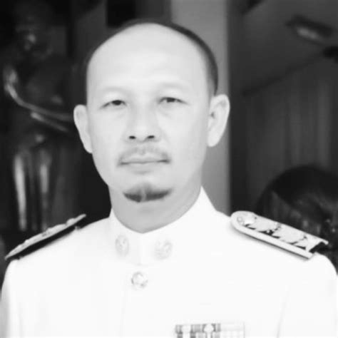 พระอาจารย์สุชาติ อภิชาโต “พุทธมามกะ” พุทธมามกะ แปลว่าผู้รับเอาพระพุทธเจ้าเป็นของตน ประกาศตนว่า