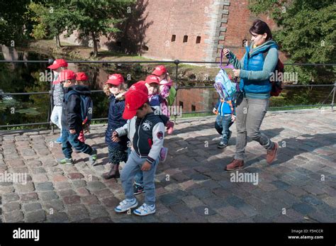 Excursion Scolaire Au Primaire Banque De Photographies Et Dimages à Haute Résolution Alamy