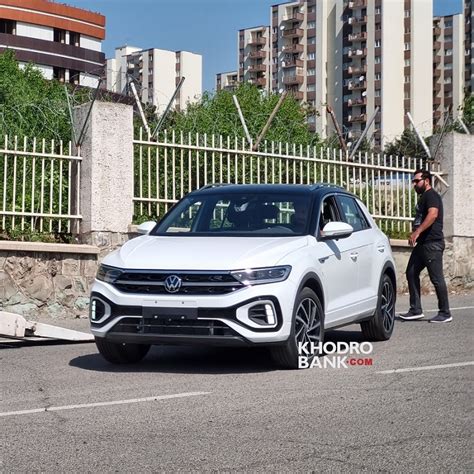 نخستین فولکس واگن T Roc وارداتی ماموت خودرو به ایران رسید