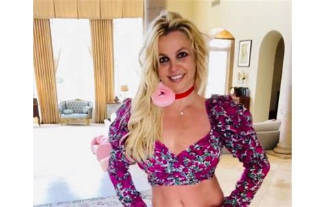 Britney Spears Seemingly Claps Back At Trolls Telling Her To Cover Up