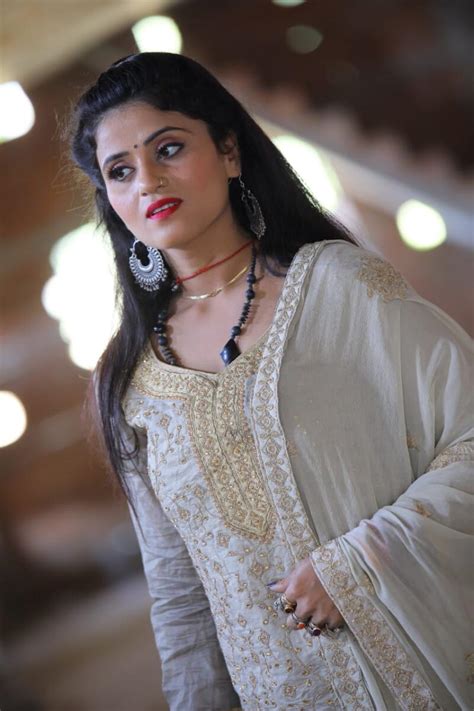 Anshika Singh Photos Hd Wallpapers Images Photo Gallery Bhojpuri