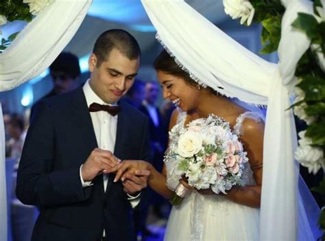 ირაკლი ალასანიას ვაჟისა და მისი ცოლის რომანტიული ფოტო