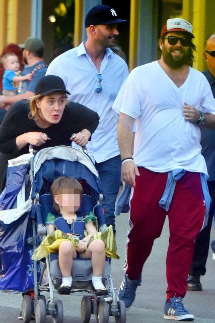 Un Hacker Divulga Fotografías De La Vida Privada De Adele Según The Sun