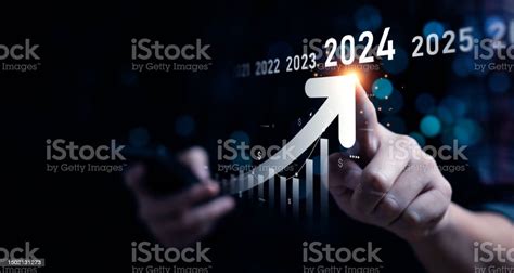 2024년 비즈니스 성장 2024년 사업 성장 계획 분석 사업가 전략 디지털 마케팅 이익 수입 경제 주식 시장 동향 및 비즈니스 기술 분석 전략 2024년에 대한 스톡 사진