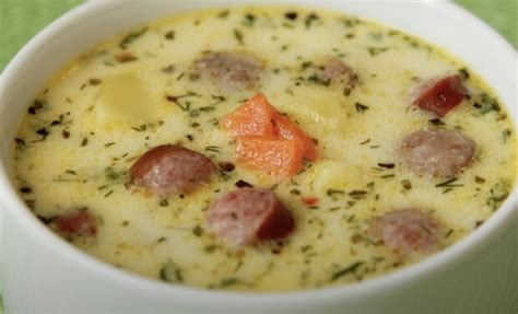 Рецепт супу з мисливськими ковбасками та квасолею Читайте на Ukr Net