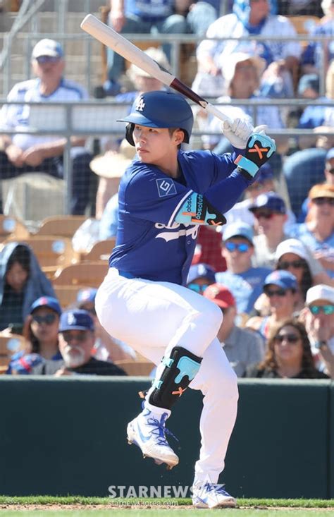 김혜성 단연 리그 최고 수비수 될 것 팀 동료 극찬 2루수 유격수 중견수 유틸리티 능력까지 증명