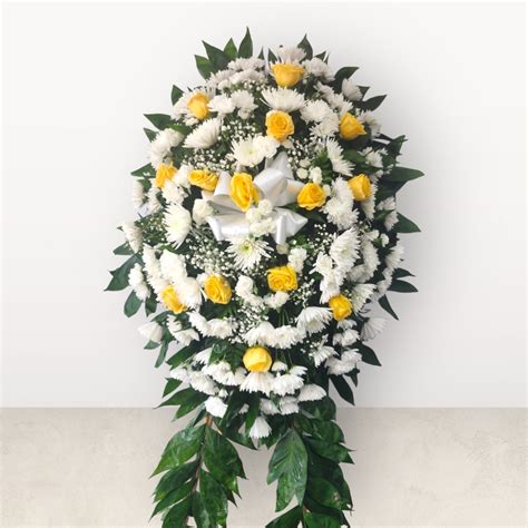 Standing Sprays And Wreaths Flowers In Miami Fl Mercys Flowers
