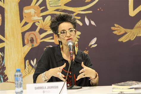 Gabriela Jáuregui Presenta Su Novela «feral Filey