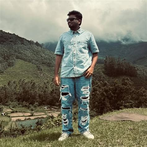 Sibin Sabu Sibinsabu • Threads Say More