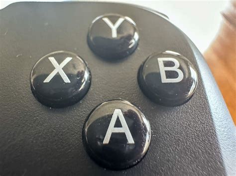 Iphone Gaming With The Razer Kishi V2 And Backbone One Macstories